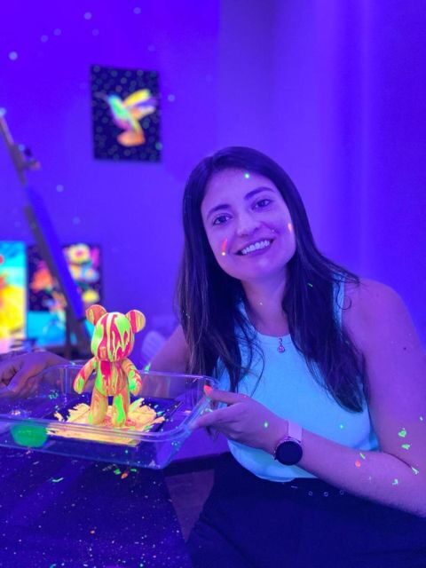 Barcelona: Bear-brick Fluorescent Painting | Wine and Art - Key Points