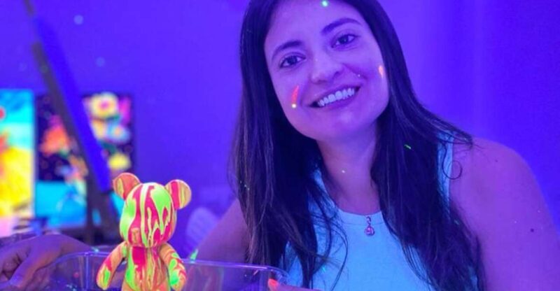 Barcelona: Bear-brick Fluorescent Painting | Wine and Art - The Experience from Reviews