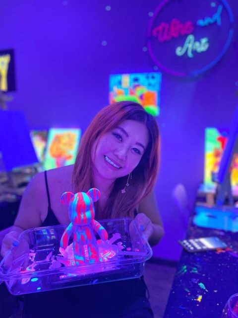 Barcelona: Bear-brick Fluorescent Painting | Wine and Art - Who Will Love This Experience?