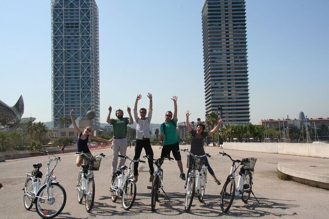 Barcelona Bike Highlights & Sagrada Familia Small Group Tour - Why You’ll Love This Tour