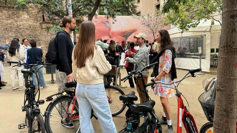 Barcelona: Bike or eBike Tour, Top Sights & Local Insights - Exploring Barcelona by Bike or eBike: A Detailed Review of the Top Sights & Local Insights