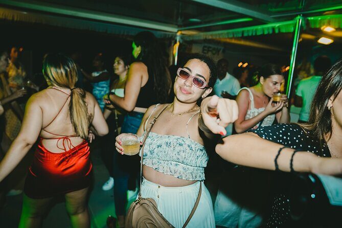 Barcelona Boat Party Cruise with Drinks & Live DJ - What to Expect from the Barcelona Boat Party