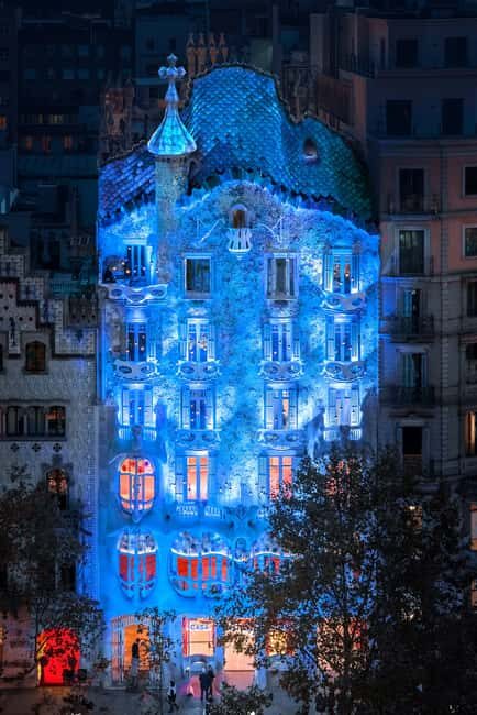 Barcelona: Casa Batlló 'A Winter Night' Experience - The Fictional Storytelling: Bringing the House to Life