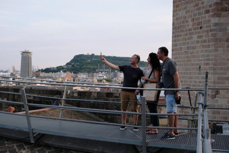 Barcelona Cathedral Early Access Tour with Breakfast - Who Will Love This Experience?