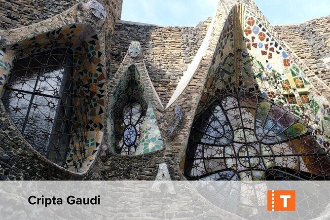 Barcelona City Card with 30+Attractions, Tours and Hop on Hop off - Key Points