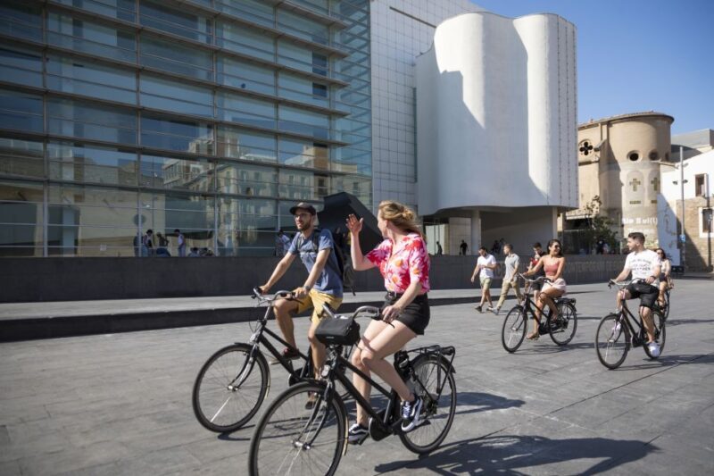 Barcelona: City Highlights Bike Tour - FAQ