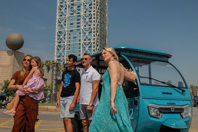 Barcelona City Highlights Private Tuk Tuk Tour - Exploring the Itinerary in Detail