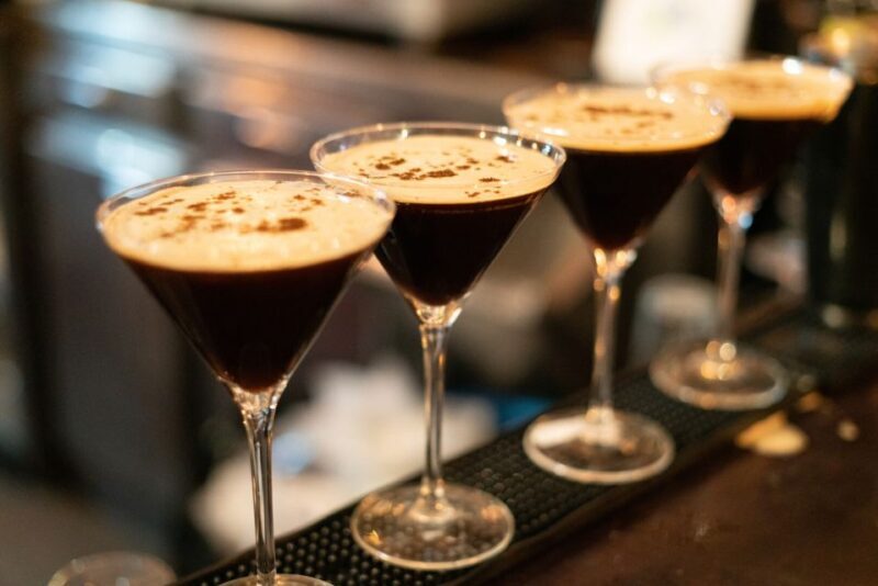 Barcelona: Cocktail Master Class by Mixologist with Tapas - An In-Depth Look at the Experience