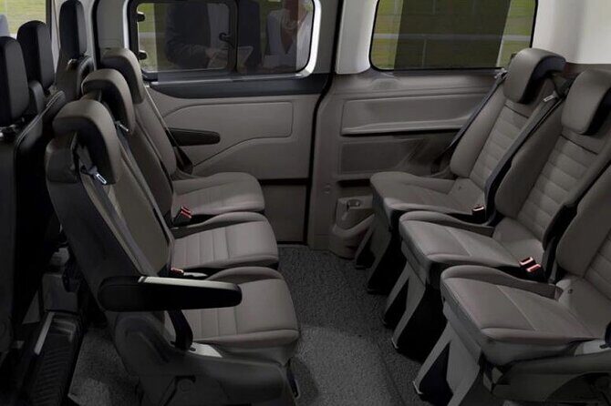 Barcelona Departure Private Transfer From City To Cruise Port - An Inside Look at the Experience