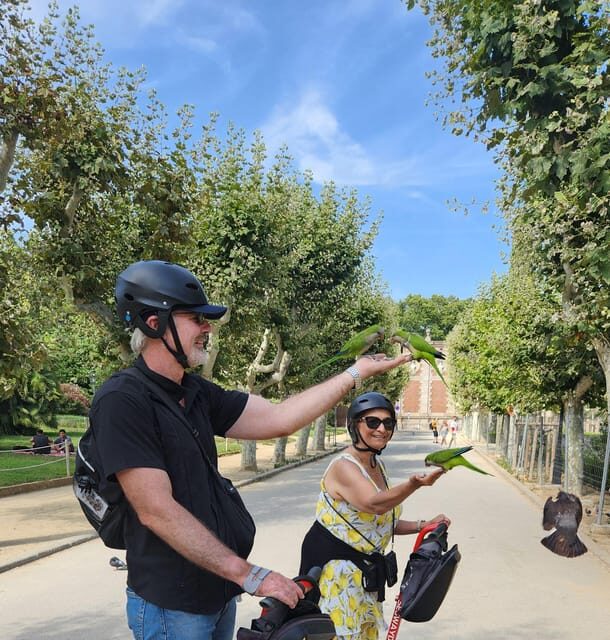 Barcelona: e-scooter and Bike tour - An In-Depth Look at the Barcelona E-Scooter and Bike Tour