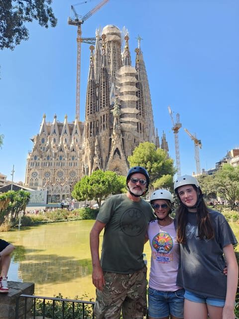 Barcelona: e-scooter and Bike tour - FAQ