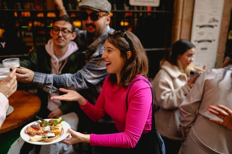 Barcelona: El Born Food Walking Tour with Tapas and Drinks - An In-Depth Look at the Tour Experience