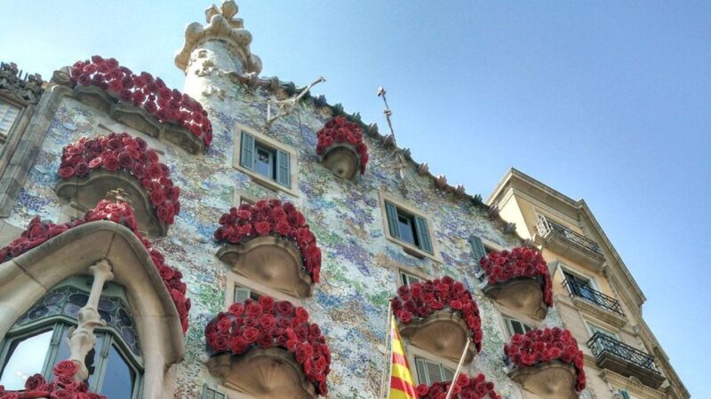 Barcelona: Evening Walking Tour in the Gaudi Area with Tapas - Final Thoughts: Who Will Love This Tour?