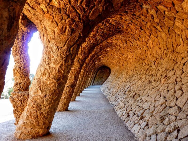 Barcelona: Exclusive Park Güell Private Guided Tour - Practical Considerations and Tips