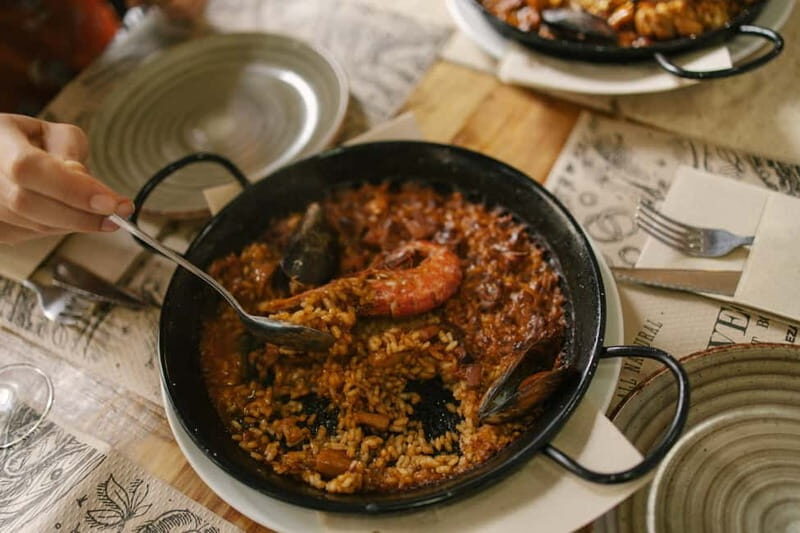 Barcelona: Food Walking Tour with Tapas and Wine - Value for Money