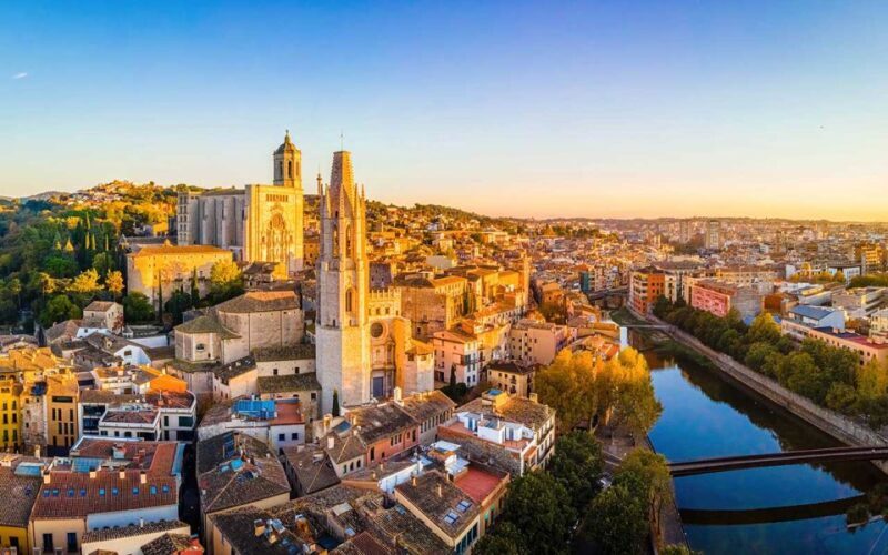 Barcelona: Girona Private Guided Tour by High-Speed Train - The Value of the Experience
