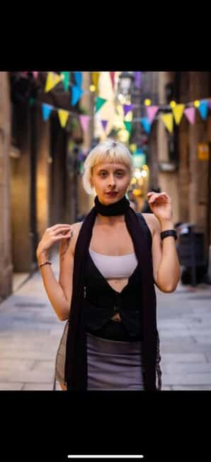 Barcelona Gothic Tour and Photos - Key Points