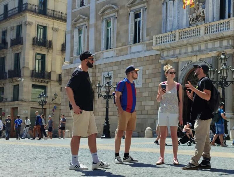 Barcelona Gothic WalkingTour: Roman Walls & Hidden Courtyard - A Closer Look at the Barcelona Gothic Walking Tour