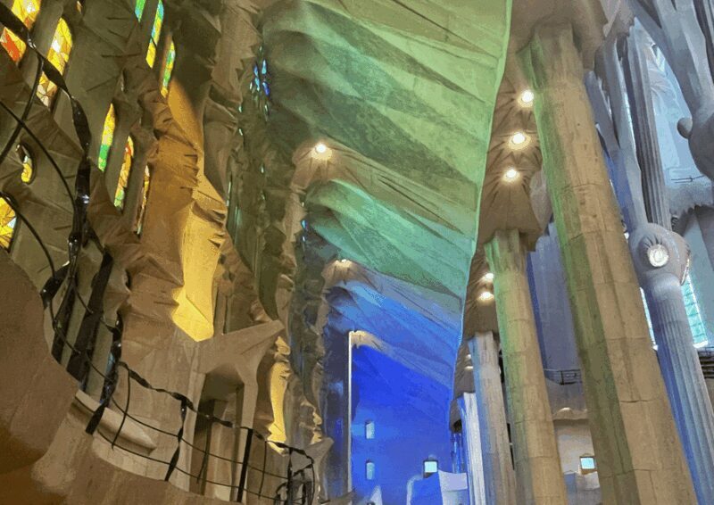 Barcelona Guided Sagrada Familia Tour & Sailing Experience - Key Points