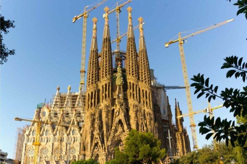 Barcelona: Guided Sagrada Familia Tour & Skip-The-Line Entry - Why You’ll Love This Tour