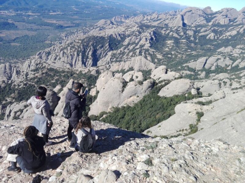 Barcelona: Half-Day Montserrat Monastery and Mountain Hike - Exploring Montserrat: A Perfect Blend of Nature and Culture