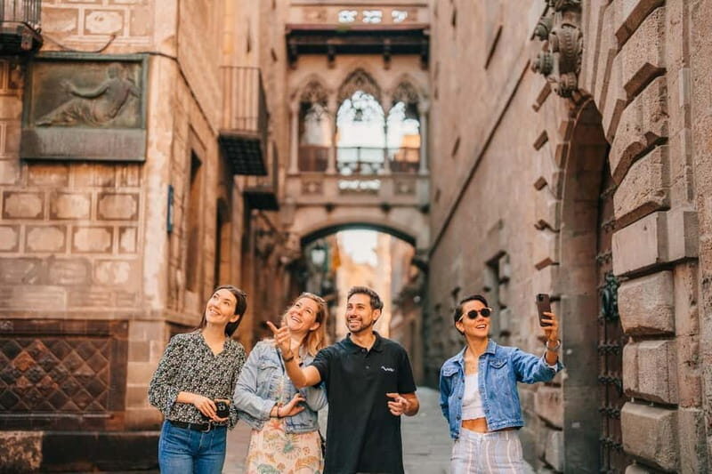 Barcelona: Helicopter, Boat Ride & Old Town Private Tour - Key Points