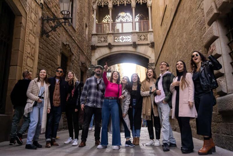 Barcelona: Hidden Gems Walking Tour Including 10+ Sights - Introduction: A Short but Impactful Journey