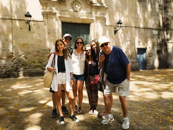Barcelona Highlights & Secrets Private Tour with Tapa & Drink - What’s Included & What’s Not