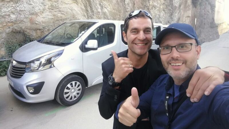 Barcelona Highlights Small Group Half-Day Tour with Pickup - A Well-Rounded Introduction to Barcelona