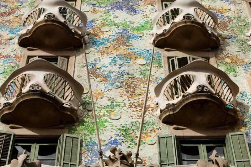 Barcelona Highlights Small Group Half-Day Tour with Pickup - FAQ