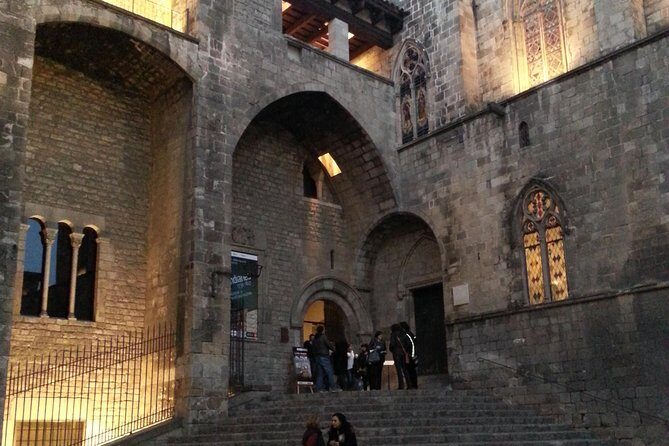 Barcelona Highlights with a Local Friend - FAQs