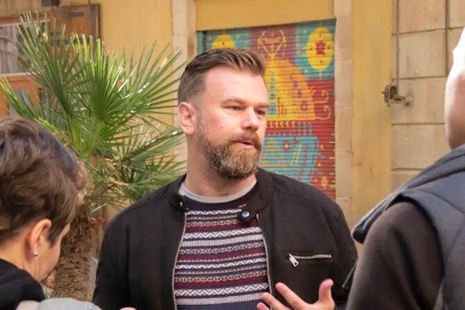 Barcelona Historic Walking Tour and Food Experience - The Experience: What Sets It Apart?