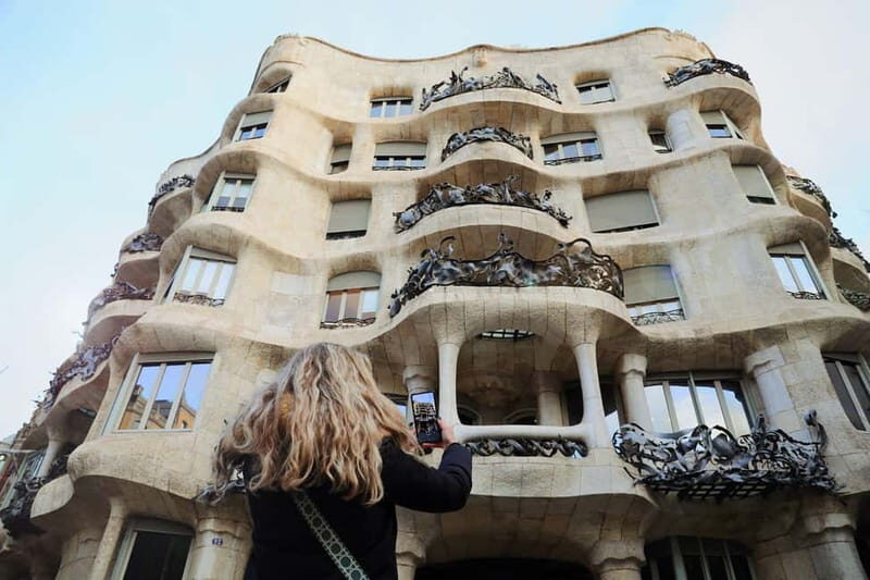 Barcelona: La Pedrera Private Tour with Casa Batlló Ticket - Key Points