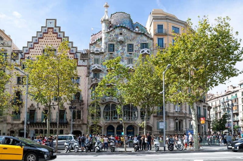 Barcelona: La Pedrera Private Tour with Casa Batlló Ticket - FAQ