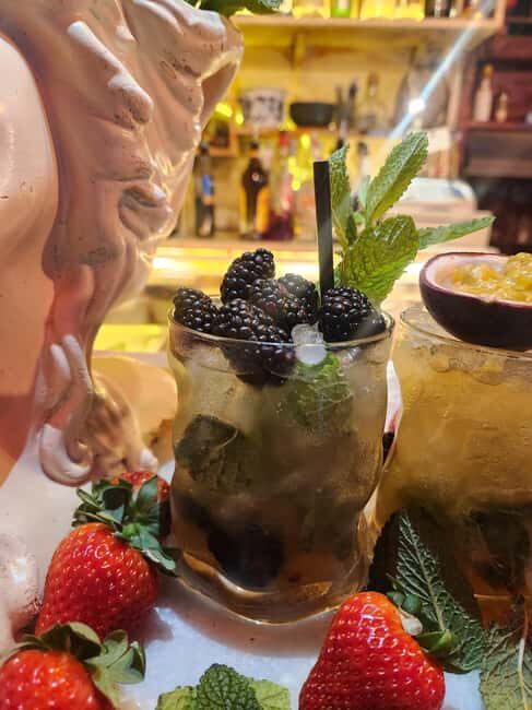 Barcelona: Mojito Tasting Experience & Tapas with Mixologist - Practical Details