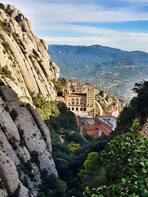 Barcelona: Montserrat Private Tour for Families and Friends - Why Choose This Montserrat Tour?