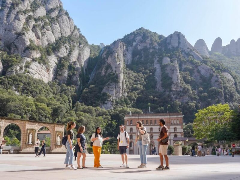 Barcelona: Montserrat Tour with Cog-Wheel & Black Madonna - Detailed Review of the Montserrat Tour Experience