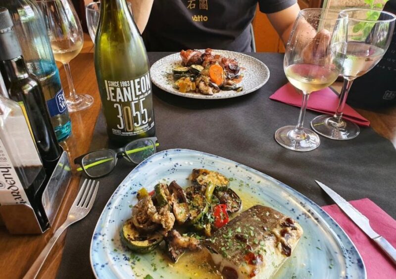 Barcelona: Montserrat with Winery Visit and Farmhouse Lunch - What Reviewers Say