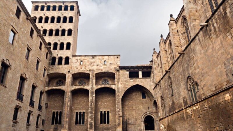 Barcelona: Old Town and Gothic Quarter Walking Tour - Frequently Asked Questions