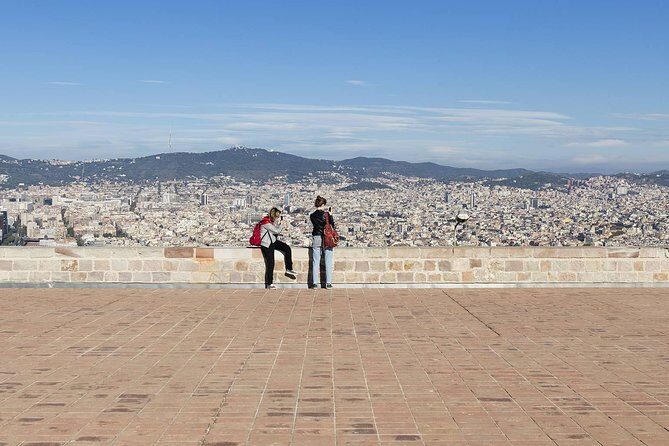 Barcelona: Old Town, Montjuic Castle, Cable Car Small Group Tour - Who Should Book This Tour?