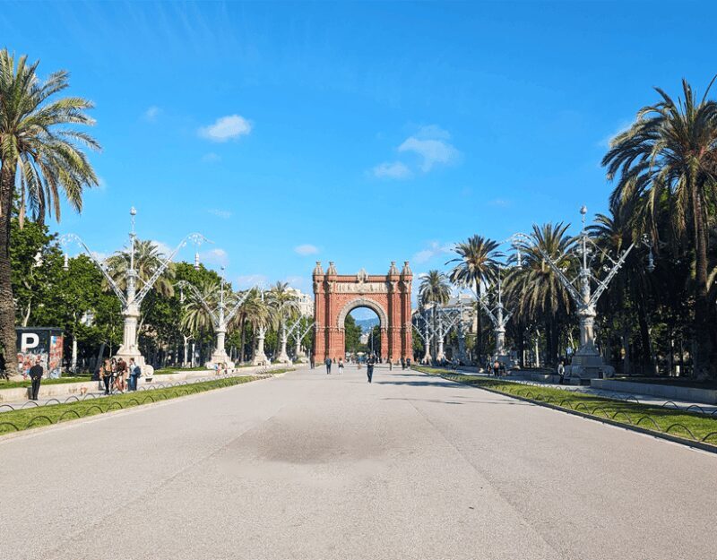 Barcelona: Old Town Private Walking Tour of Past and Present - FAQs