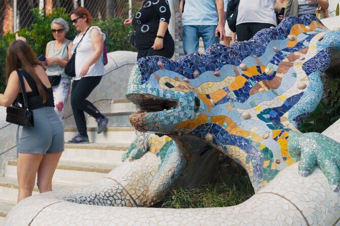 Barcelona: Park Güell Guided Tour & Tickets with Fast-Track Entry - In The Sum Up