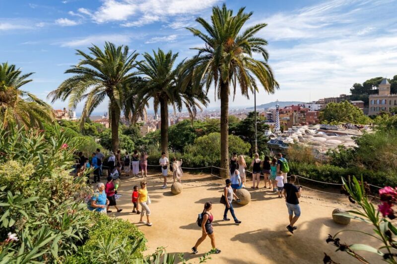 Barcelona: Park Guell Guided Tour with Skip-the-Line Entry - Starting Point and Meeting Details