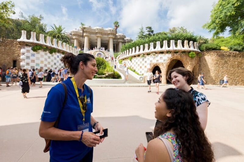 Barcelona: Park Guell Guided Tour with Skip-the-Line Entry - Highlights of the Tour