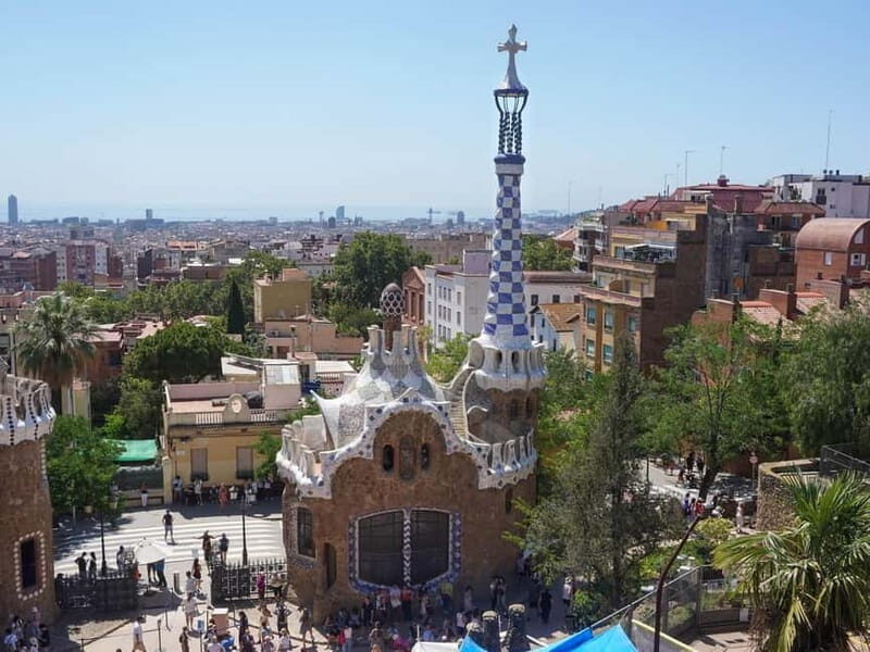 Barcelona: Park Güell Guided Tour with Skip-the-line Entry - Who Should Book This Tour?