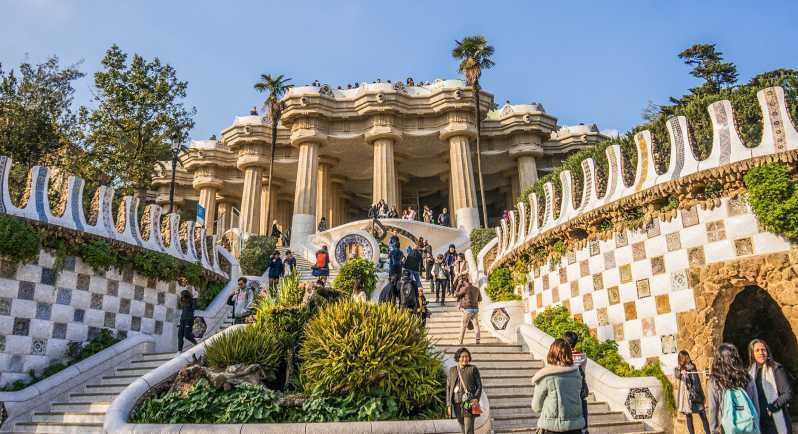Barcelona: Park Guell Guided Tour with Skip The Line Entry - The Experience: What Travelers Are Saying