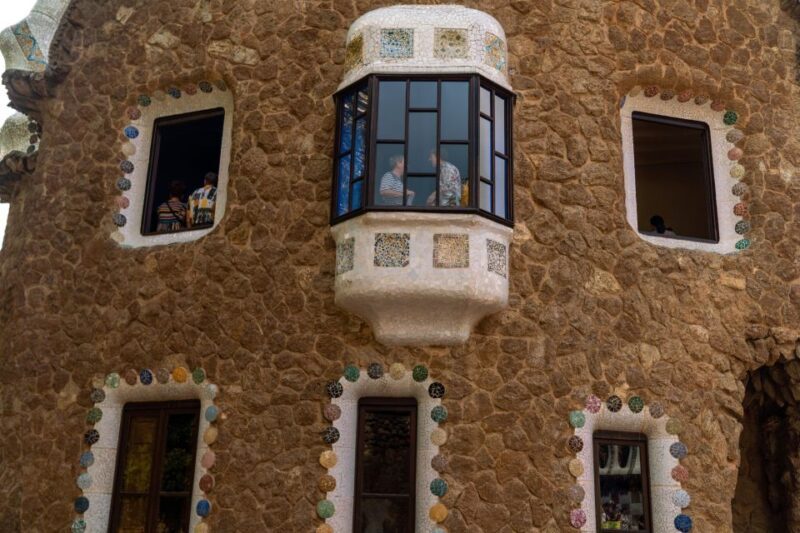 Barcelona: Park Guell Guided Tour with Skip The Line Entry - Who Is This Tour Perfect For?
