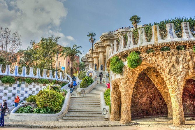 Barcelona: Park Guell Guided Tour with Skip the Line Ticket - Key Points