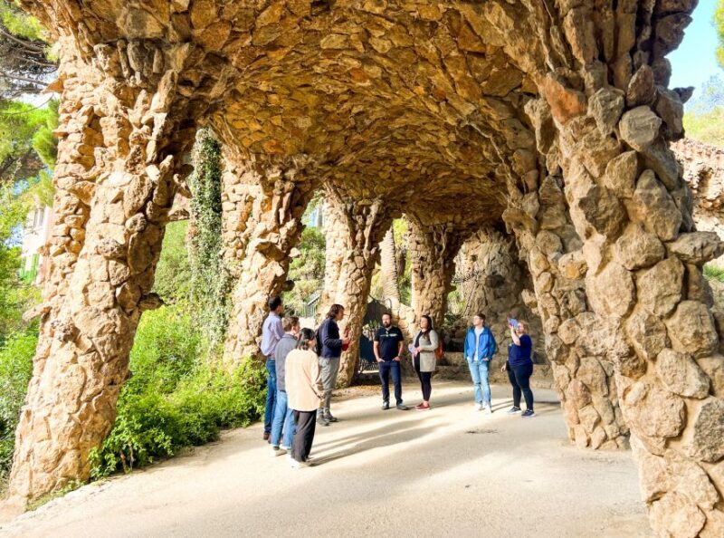 Barcelona: Park Güell & La Sagrada Familia Tickets and Tour - An In-Depth Look at the Tour Itinerary