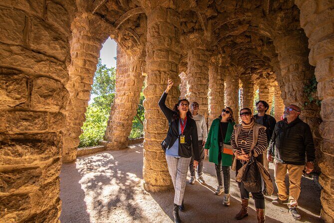 Barcelona: Park Guell Small Guided Tour & Skip the Line Ticket - Exploring the Park Güell Guided Tour: A Practical Breakdown